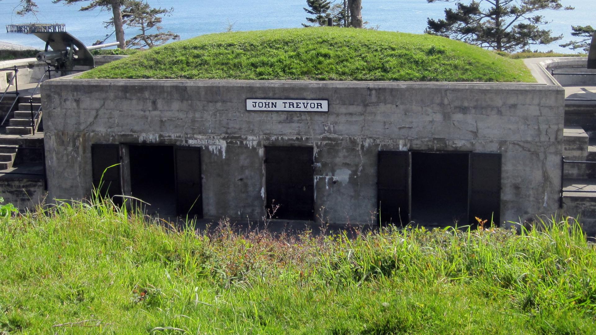 Washington's 'backrooms' are 100-year-old military bunkers | king5.com
