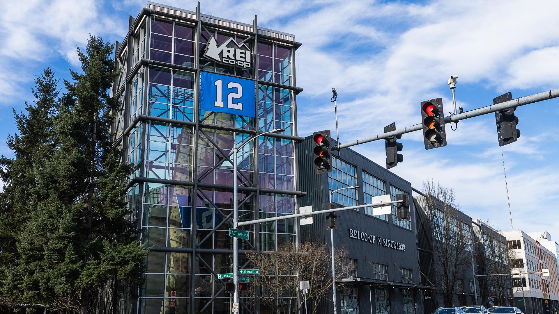 PHOTOS: Western WA shows off Seahawks pride on Blue Friday | king5.com