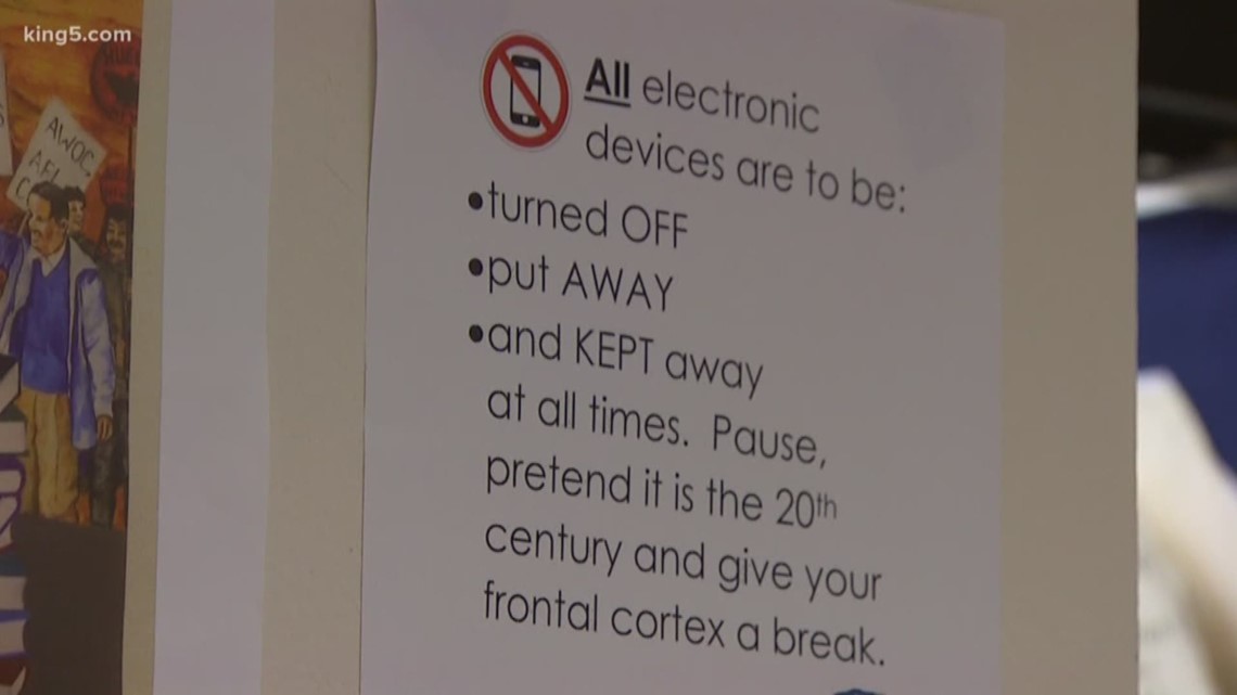 Phone-free zone: Teachers, students embrace rules at Mariner High ...