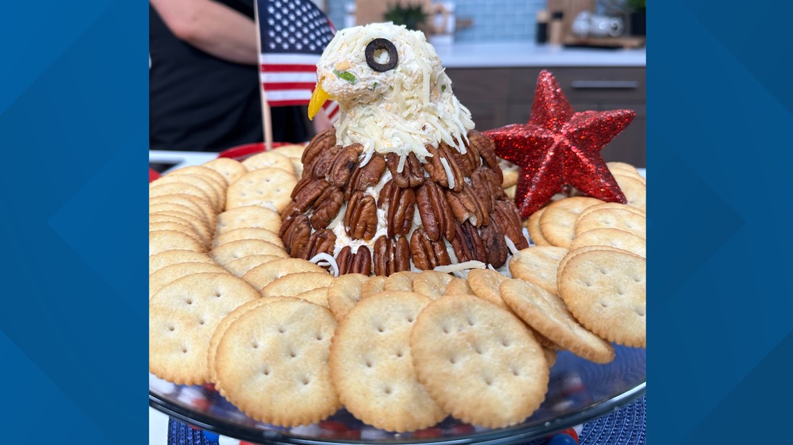 Patriotic Fourth of July recipe: Bald eagle shaped cheese dip | king5.com