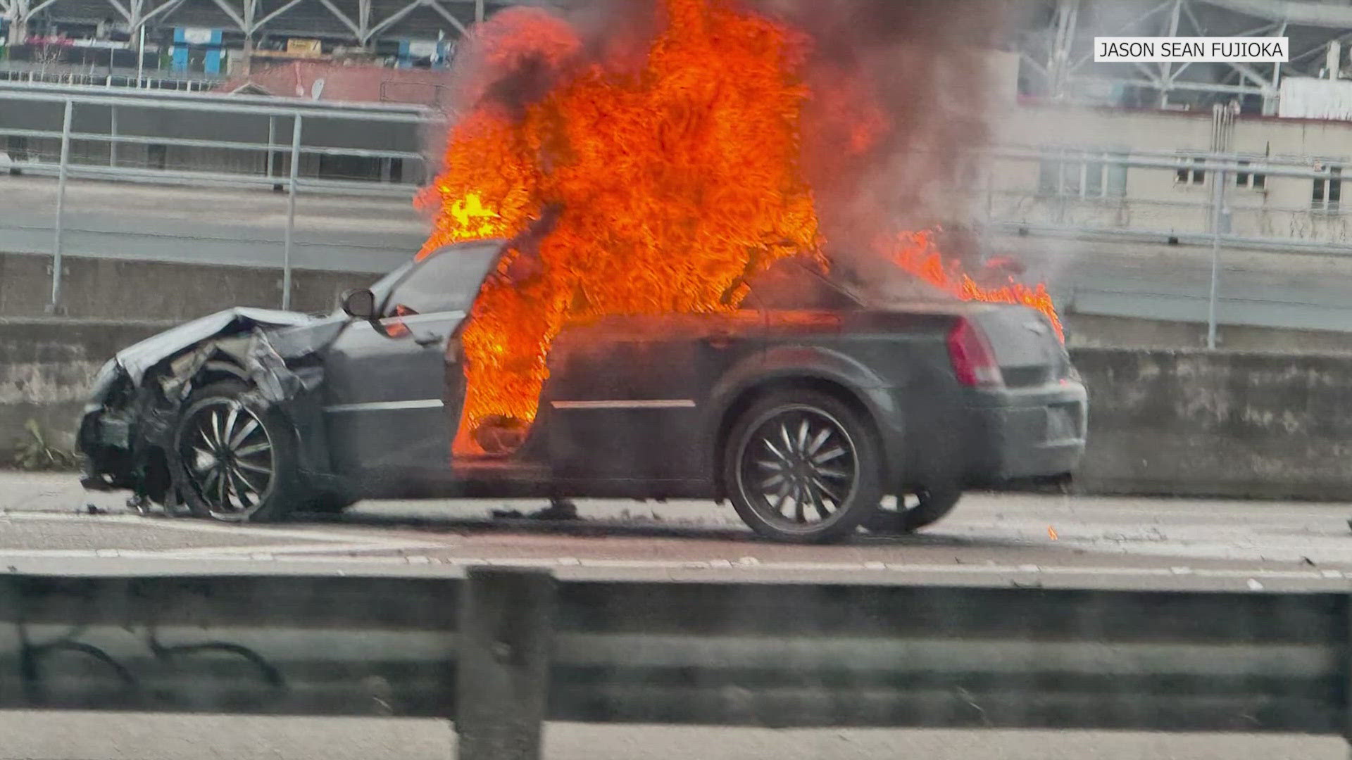 Two people ran from scene of fiery crash on I-5, police say | king5.com