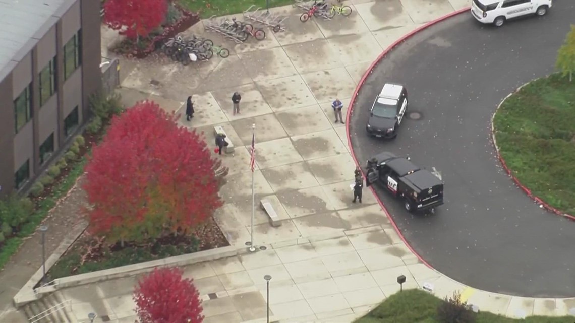 BREAKING: Pine Lake Middle School in Sammamish closed due to bomb ...