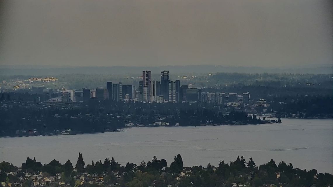 Why do track runners have staggered starts? | Paris Olympics | king5.com