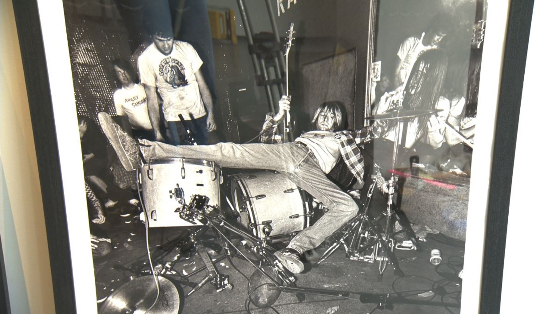 Grunge photographer Charles Peterson's Nirvana book published | king5.com