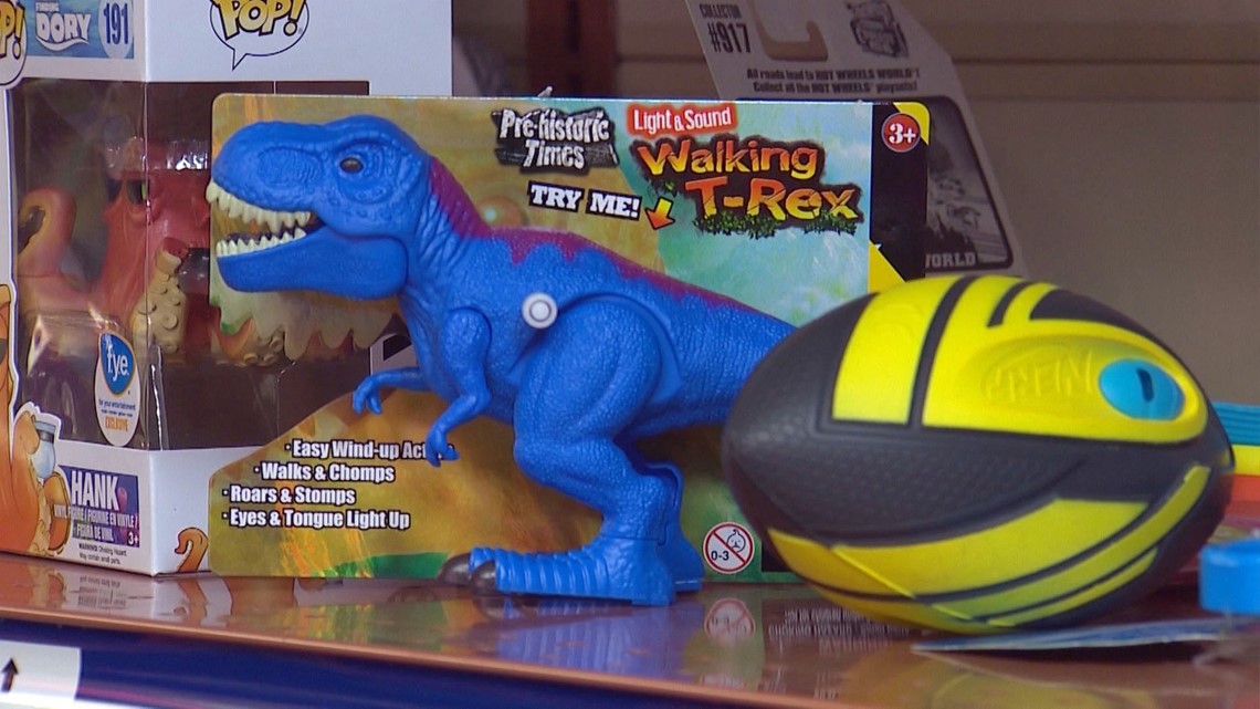 Toy Rescue Mission helps Tacoma families in need give kids holiday ...