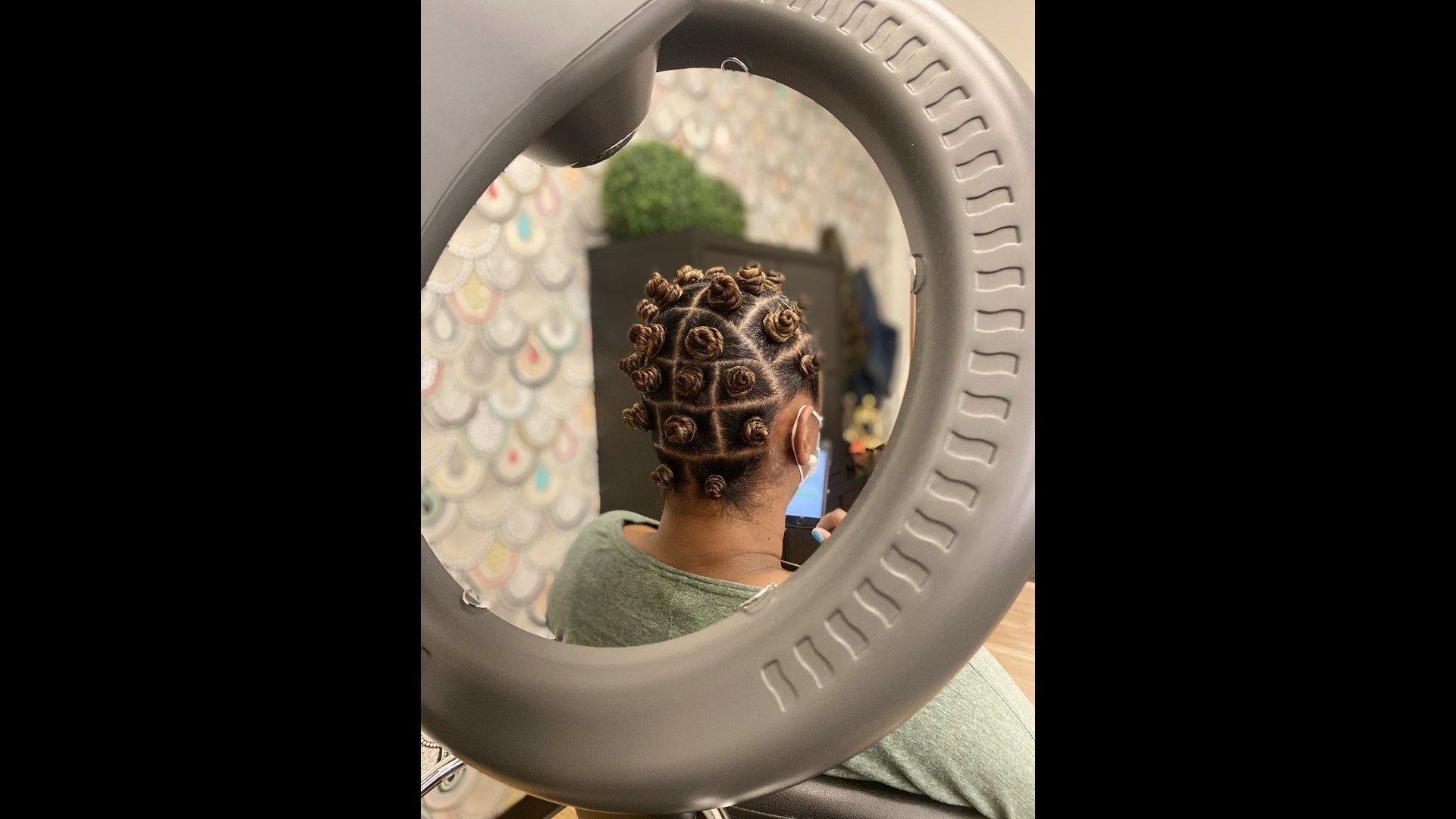 This fabulous Seattle salon specializes in Black hair | king5.com