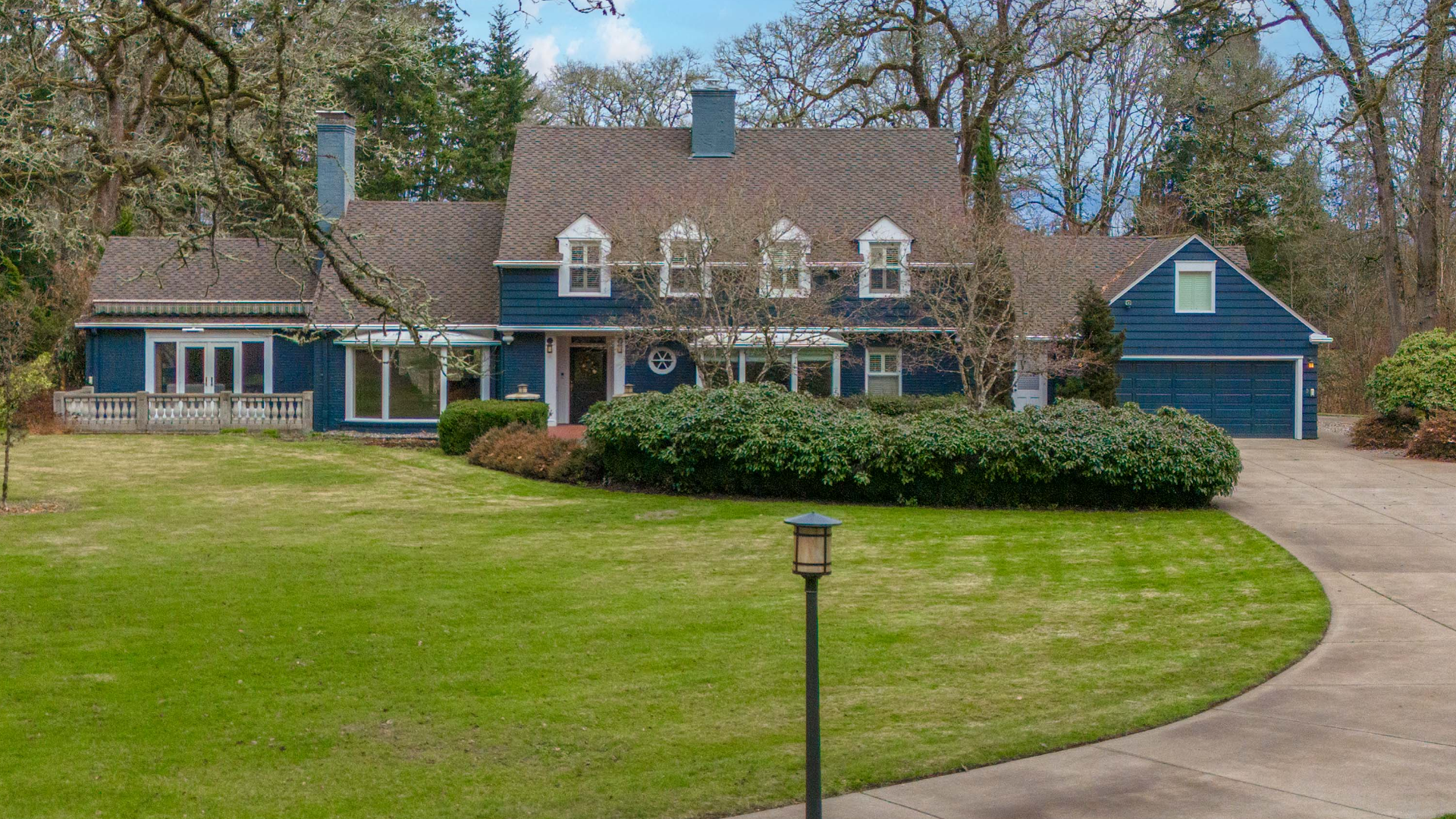 An inside look at PLU's Gonyea House, on sale for $1.5 million | king5.com