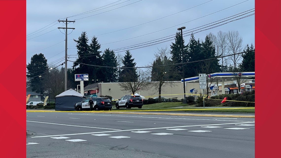 Large fight in Everett turns deadly after shooting | king5.com