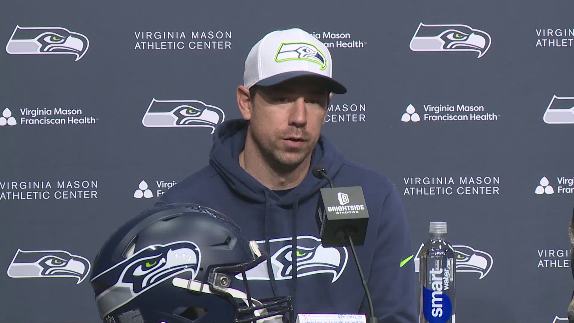 Seahawks' Klint Kubiak says Sam Darnold is an 'A+ teammate' | king5.com