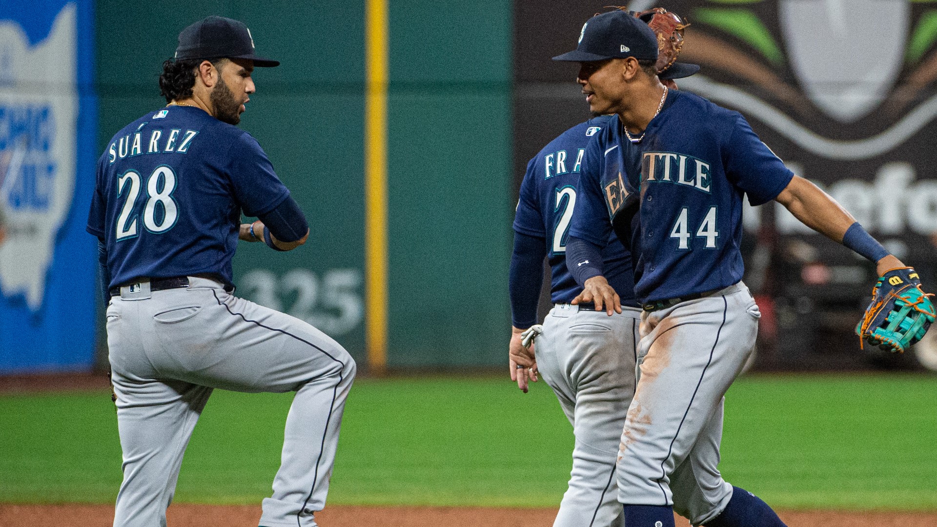 Crawford, Raleigh deliver in 11th, Mariners beat Guardians | king5.com