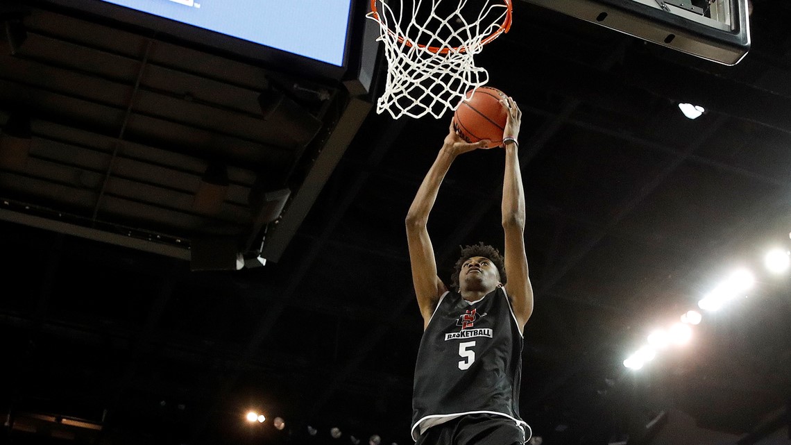 Federal Way’s Jalen McDaniels heads to NBA amid sexual misconduct ...