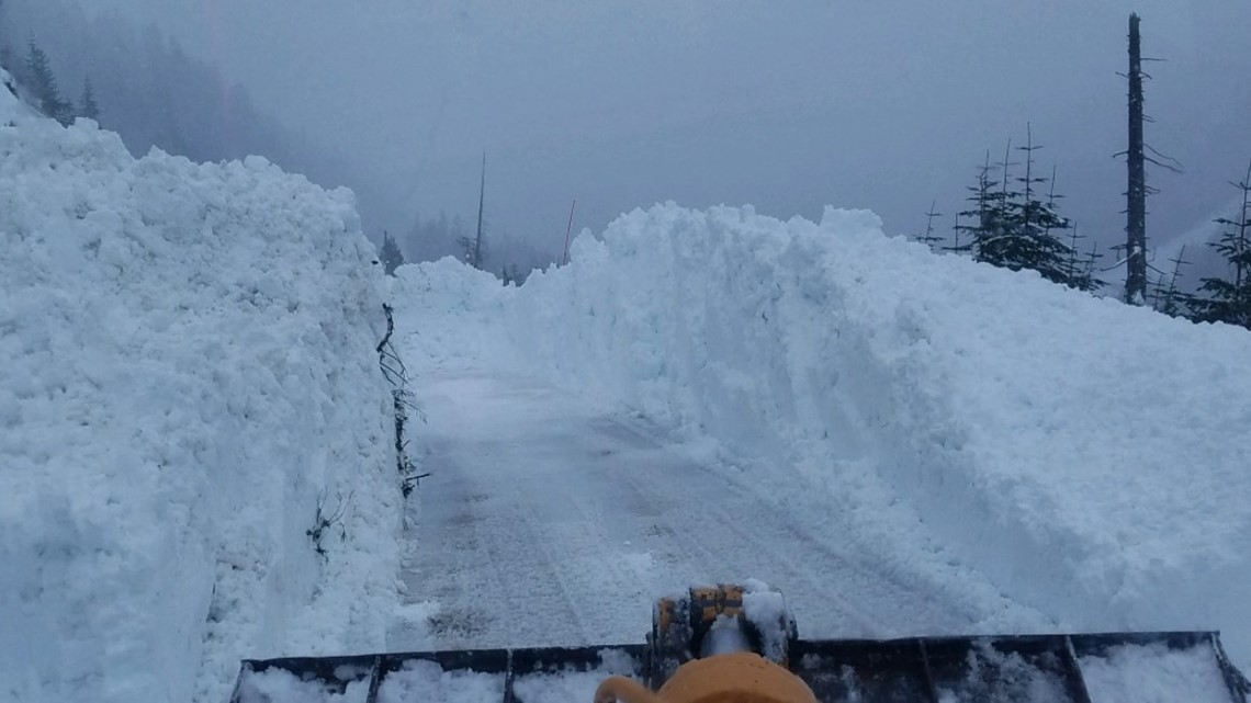 Early-season snowpack is off to a good start in Washington state ...