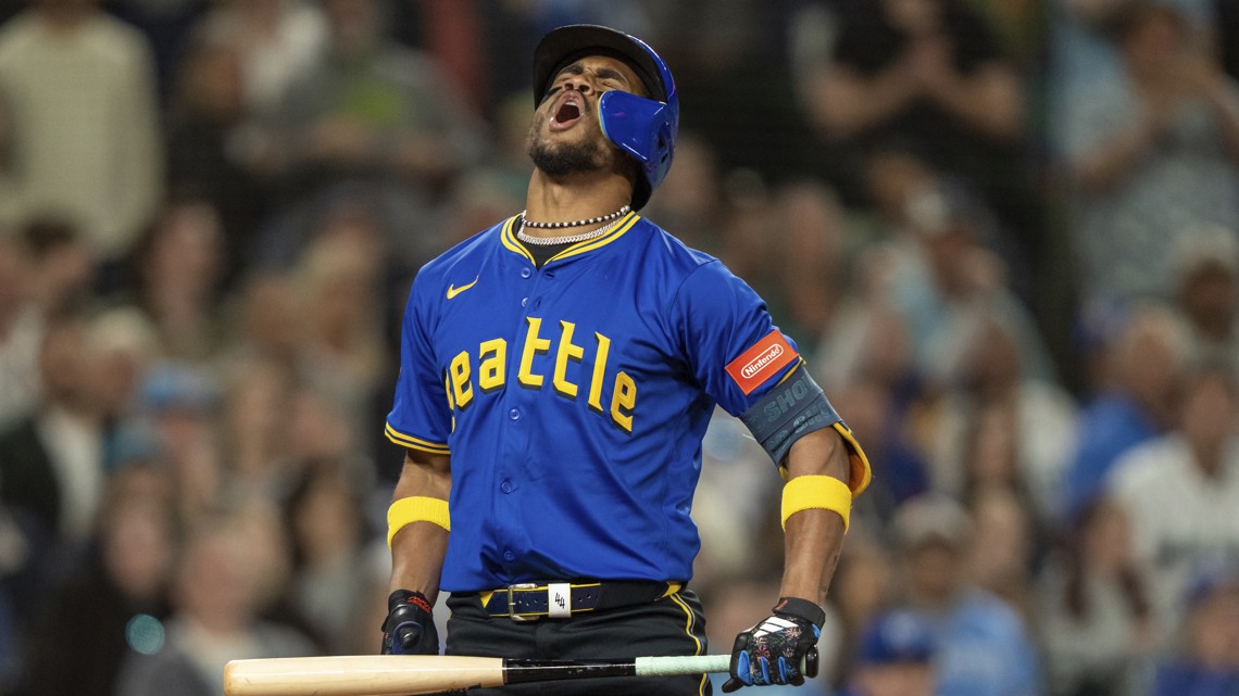 Catffeinated, a cat cafe, moves from Tacoma to Puyallup | king5.com