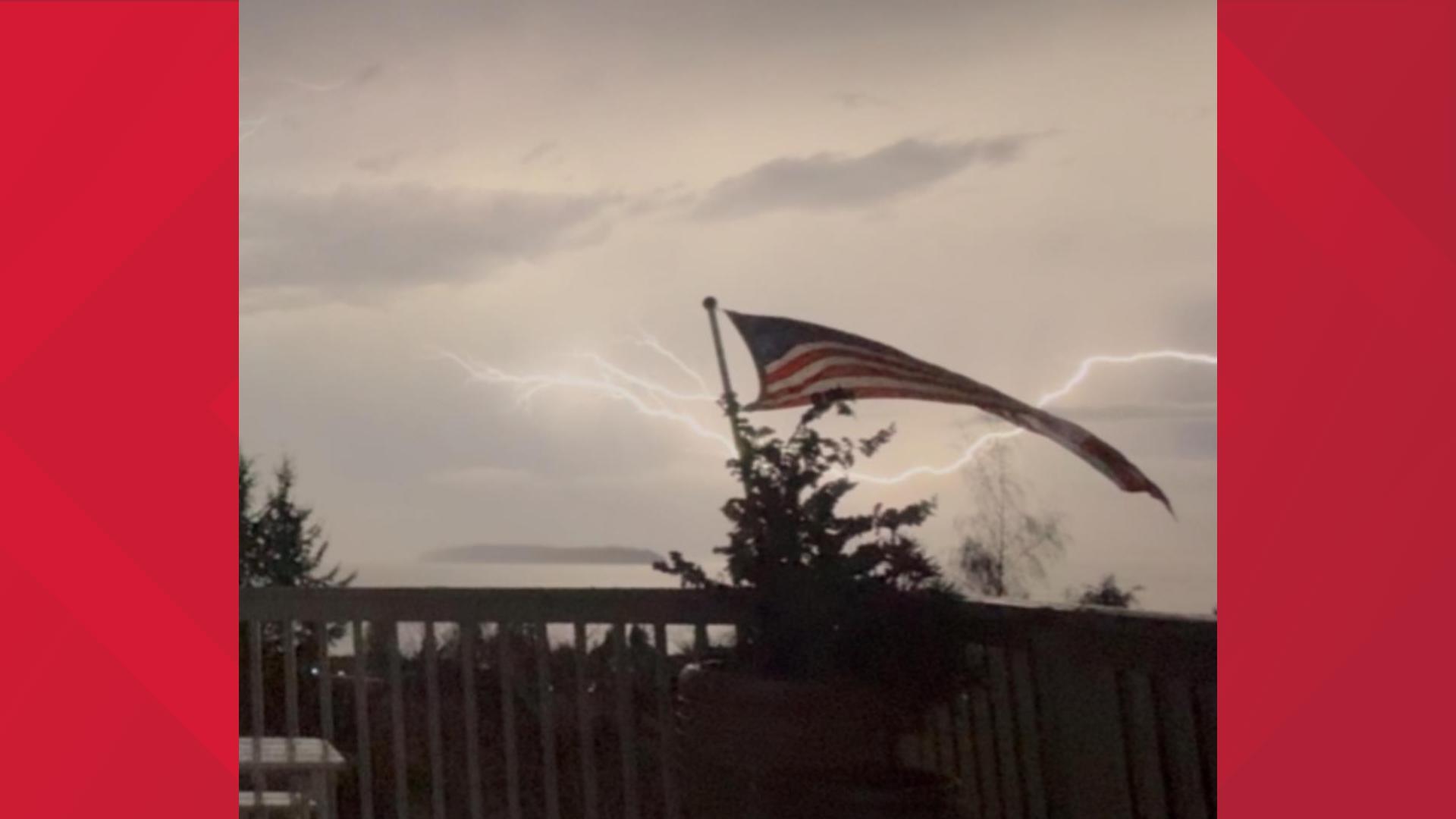 Severe Thunderstorm Watch issued: Thunderstorms in western Washington ...