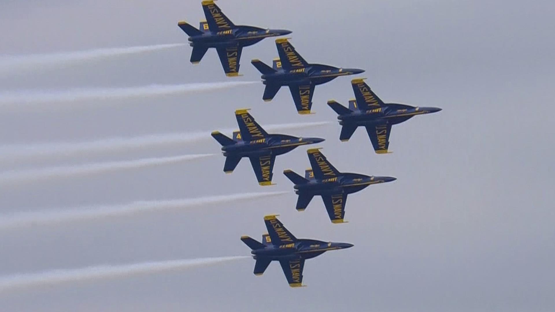 WATCH: Blue Angels soar over Lake Washington during Seafair weekend ...