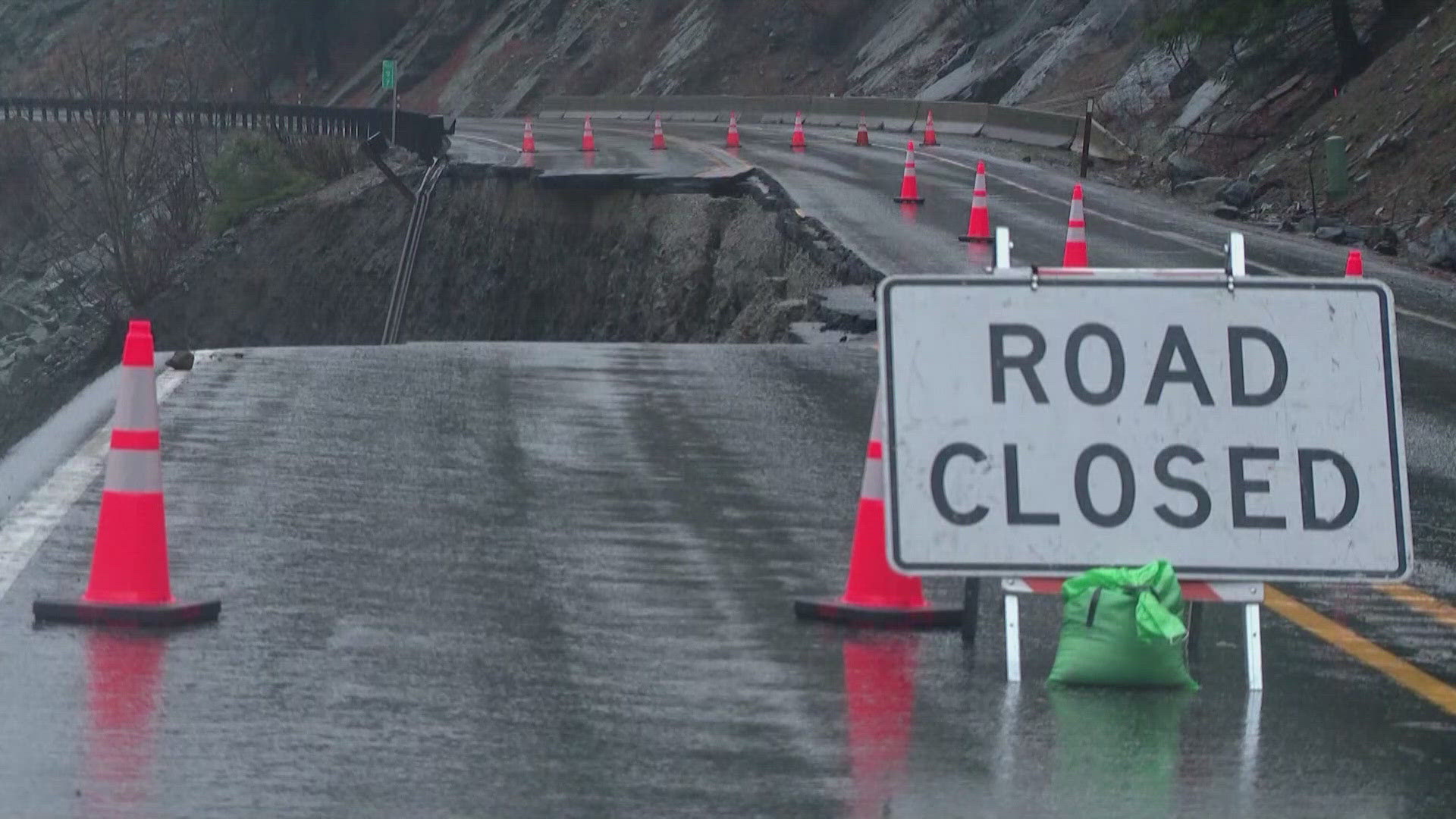 WB I-90 blocked in Seattle by rolled semi-truck | king5.com