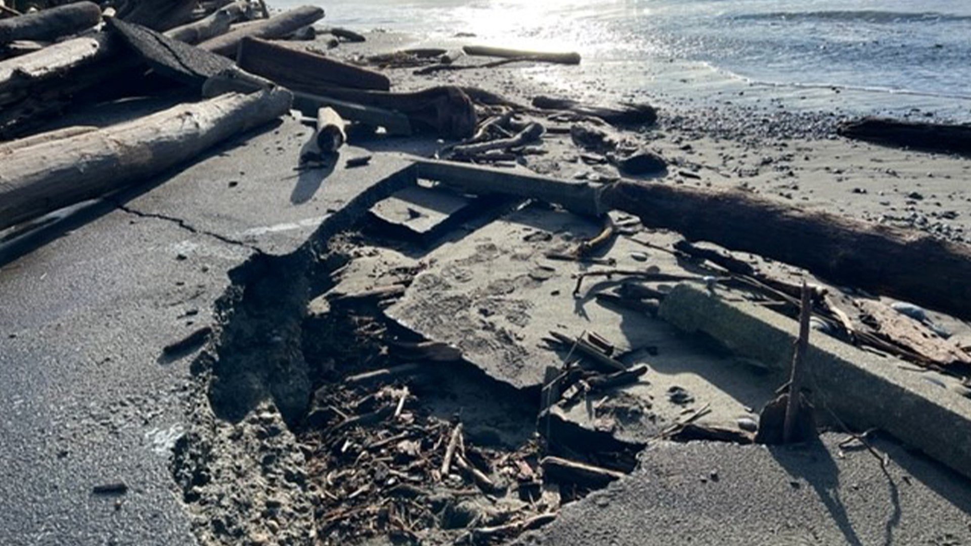 Wind storm damages parts of Deception Pass State Park | king5.com Wind storm damages parts of Deception Pass State Park | king5.com
