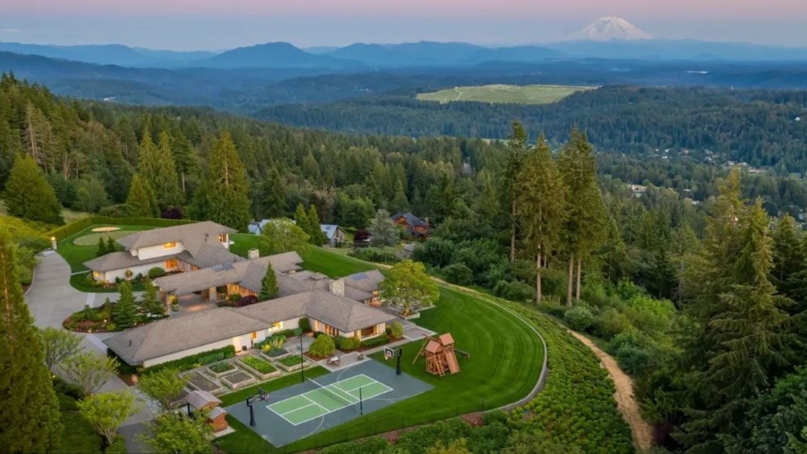 This stunning Issaquah retreat awaits a brand new owner | king5.com