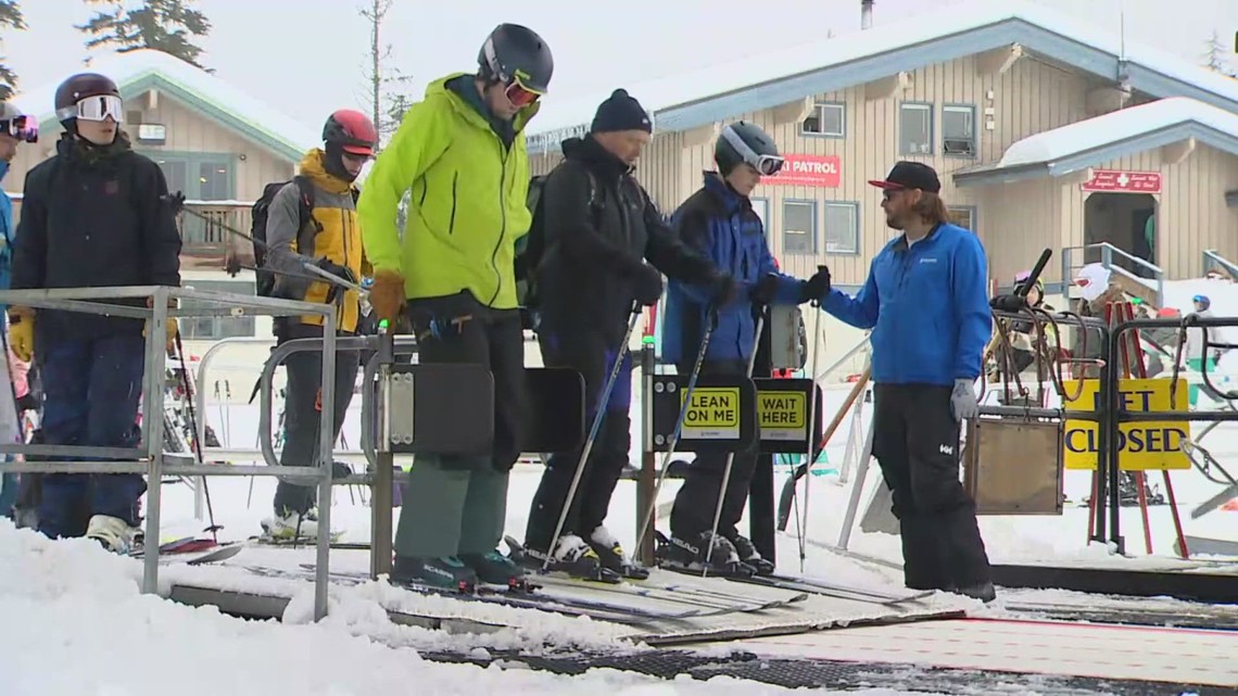Western Washington ski resorts make the best of low snowfall | king5.com