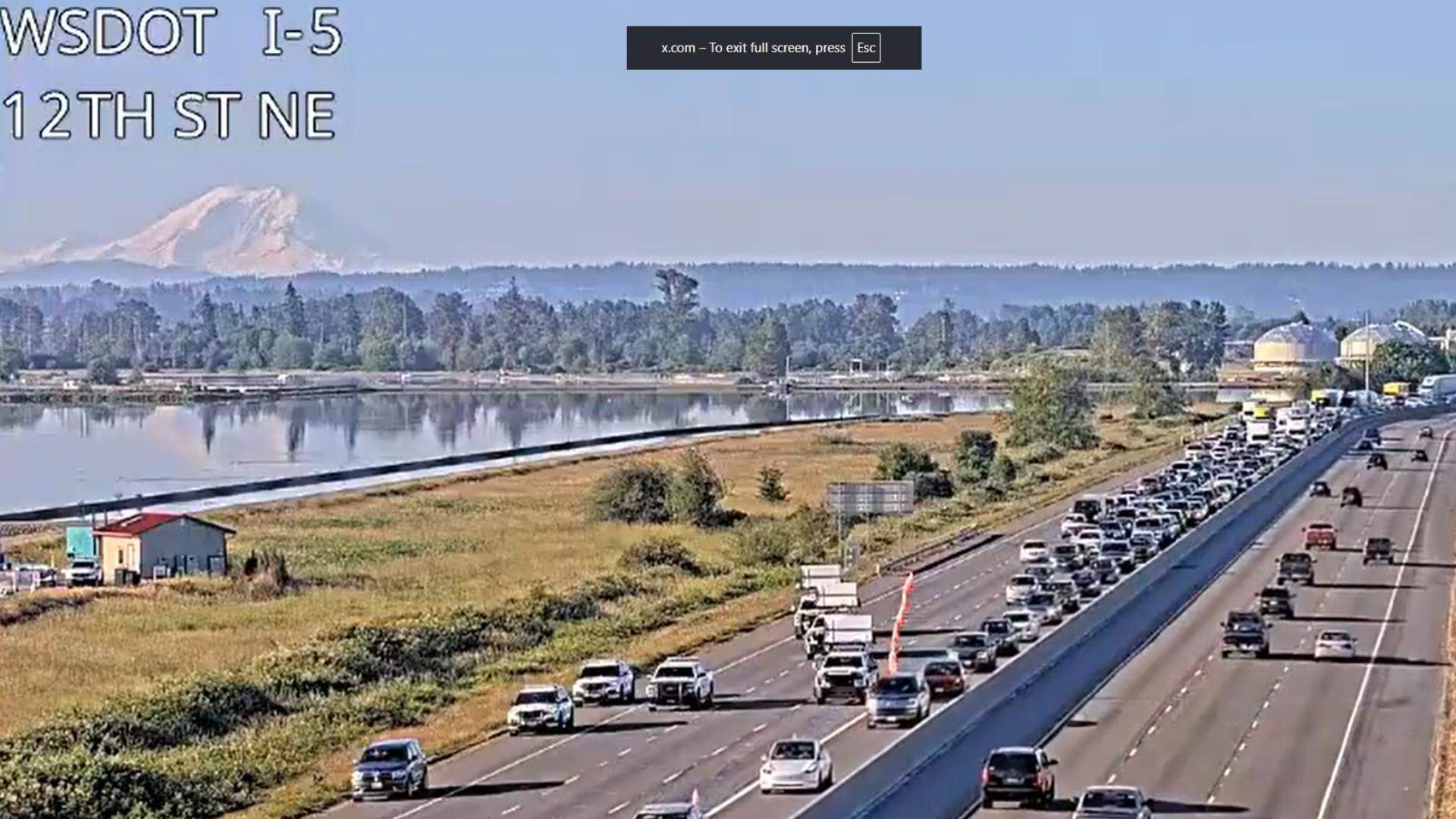 Serious injury crash blocks northbound I-5 near Everett | king5.com