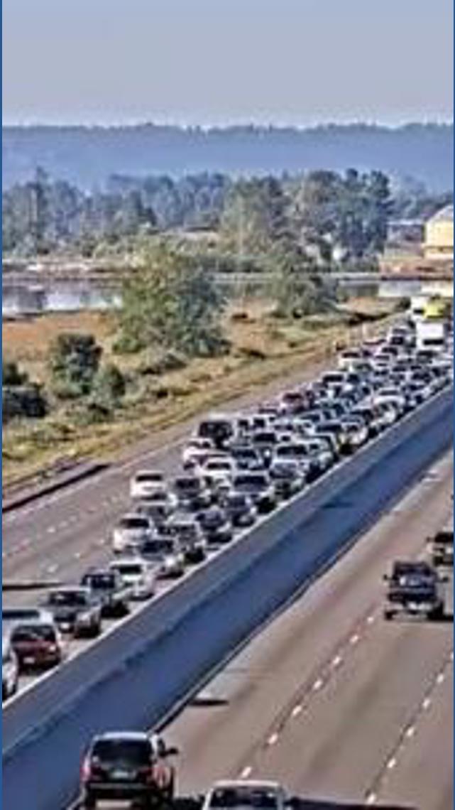 Serious injury crash blocks northbound I-5 near Everett | king5.com