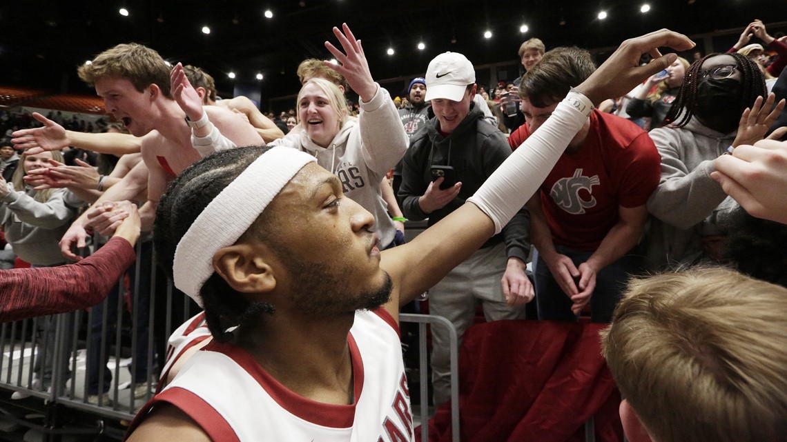 Isaac Jones once loaded trucks. Now the Washington State star plays for ...