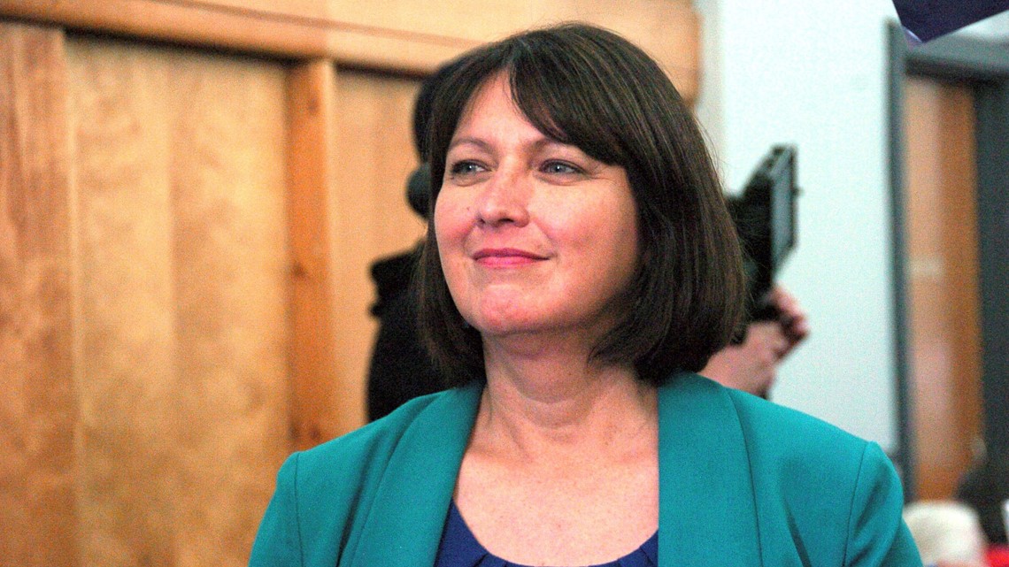 Seattle superintendent Denise Juneau to resign earlier than planned ...