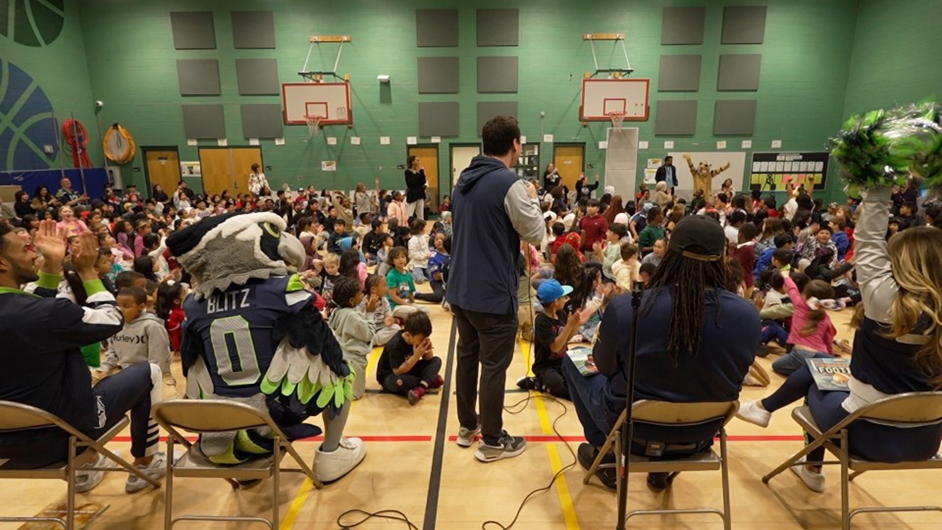 Seattle Seahawks 12 Pages Summer Reading Challenge encourages kids to ...
