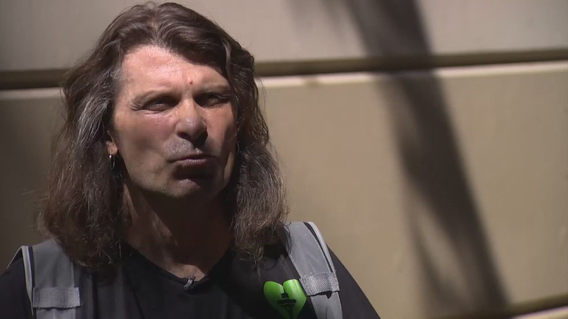 We Heart Seattle providing outreach services to homeless during ...