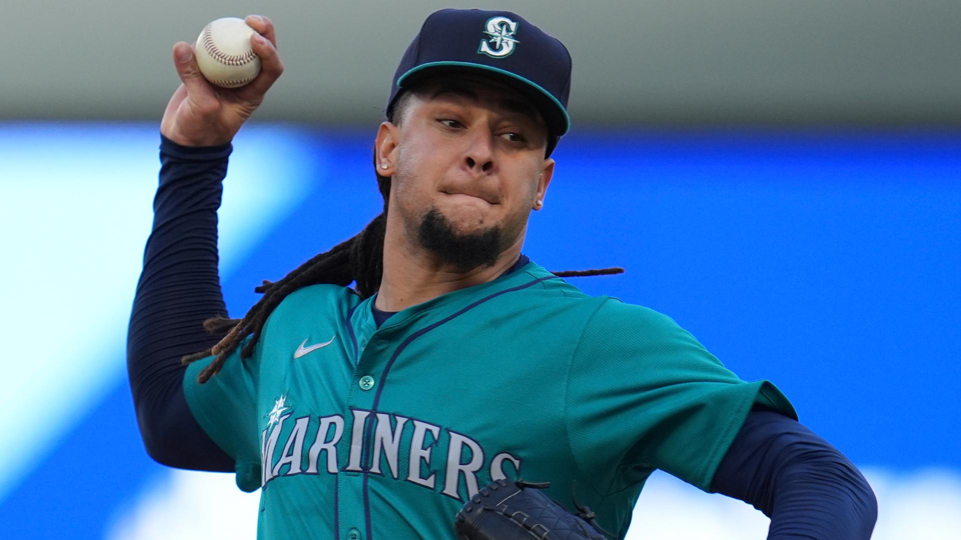 Woods Richardson strikes out 8 and allows 1 hit in 6 shutout innings as Twins beat Mariners 3-1 ...