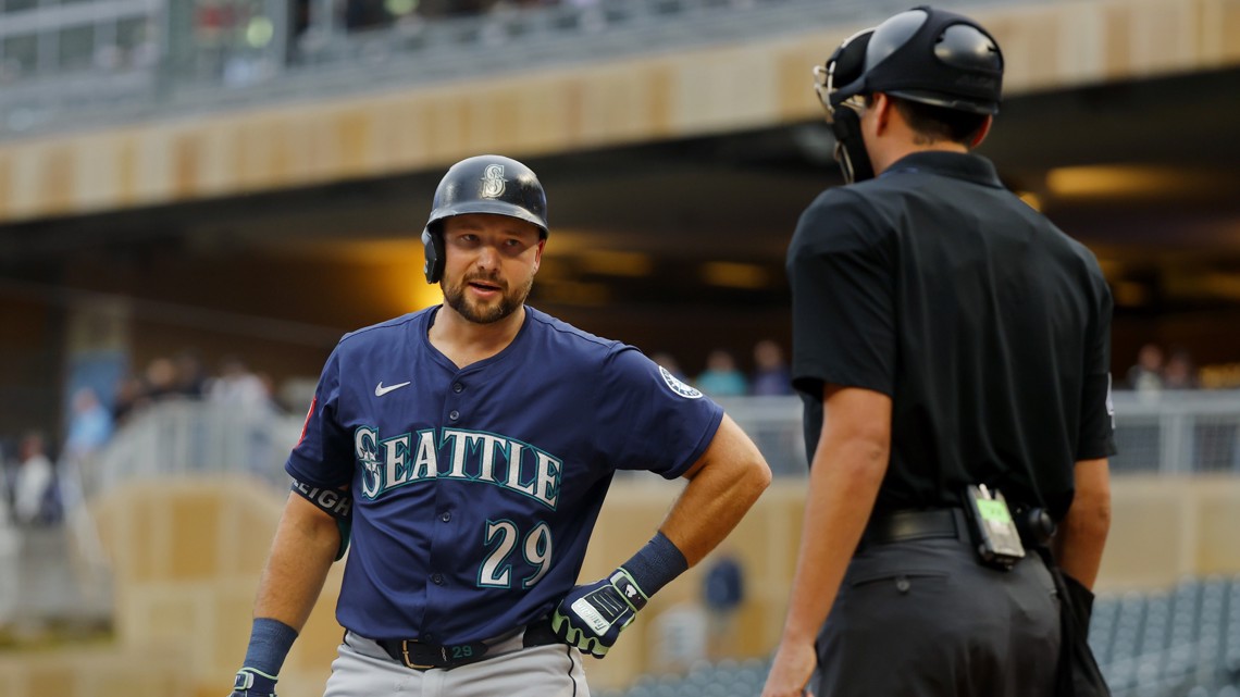 Mariners held to 3 hits in 2-0 loss to Twins | king5.com