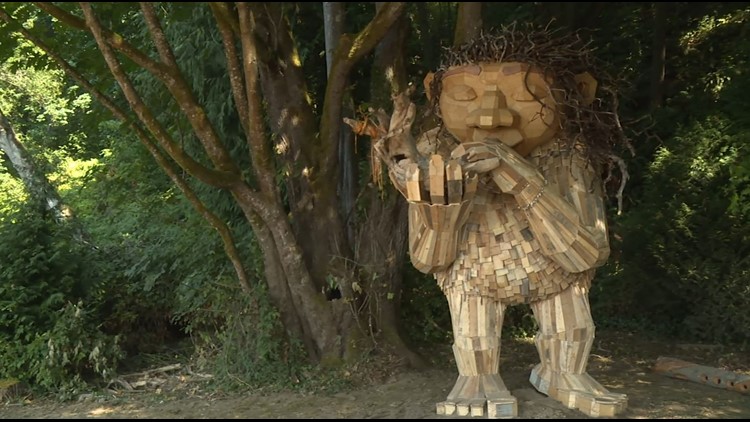 Artist Thomas Dambo builds giant Nordic trolls in the Northwest | king5.com
