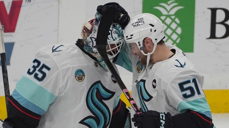 Former Seattle radio host Bob Rivers dies at 68 after cancer battle ...