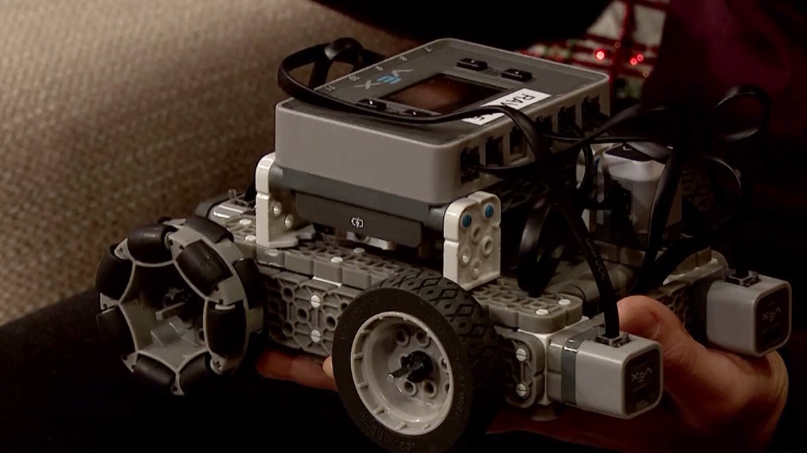 Forest Ridge School empowers girls through high-tech learning - New Day ...