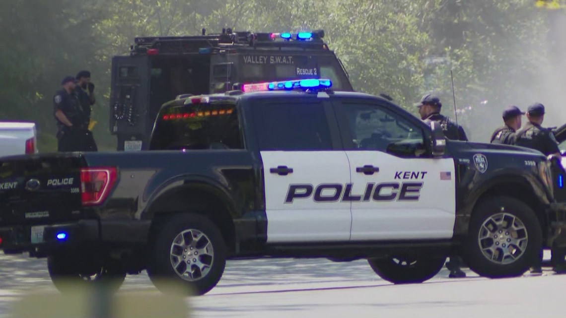 BREAKING: Shooting at business in Kent | king5.com