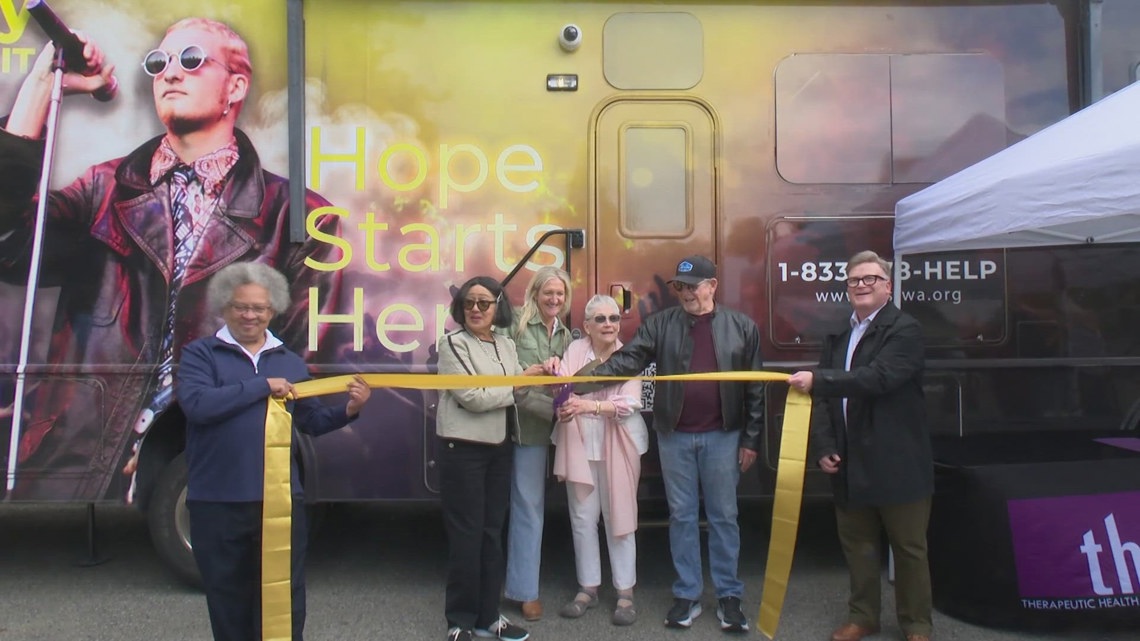 Mobile clinic bringing addiction treatment to Seattle tiny home ...