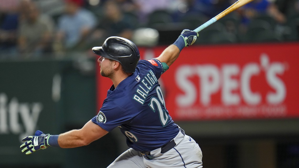 Rylee Pay makes history as first female broadcaster for Tacoma Rainiers ...