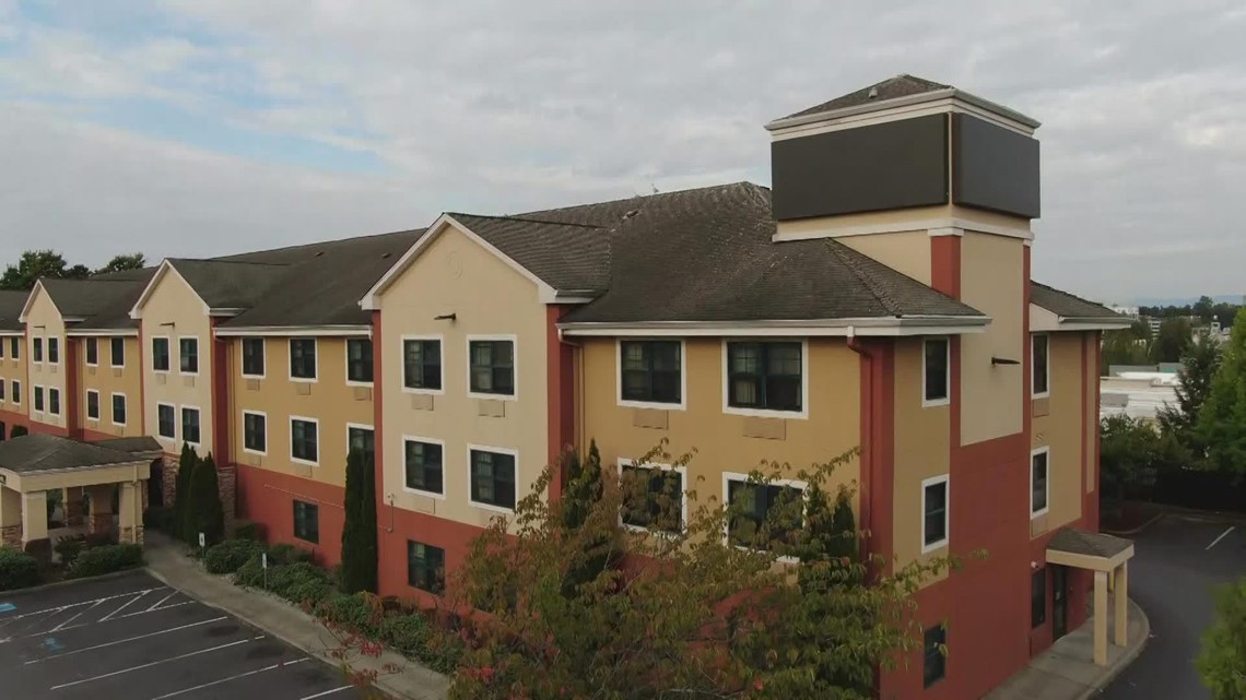 Former hotel in Federal Way could soon house Afghan refugees | king5.com