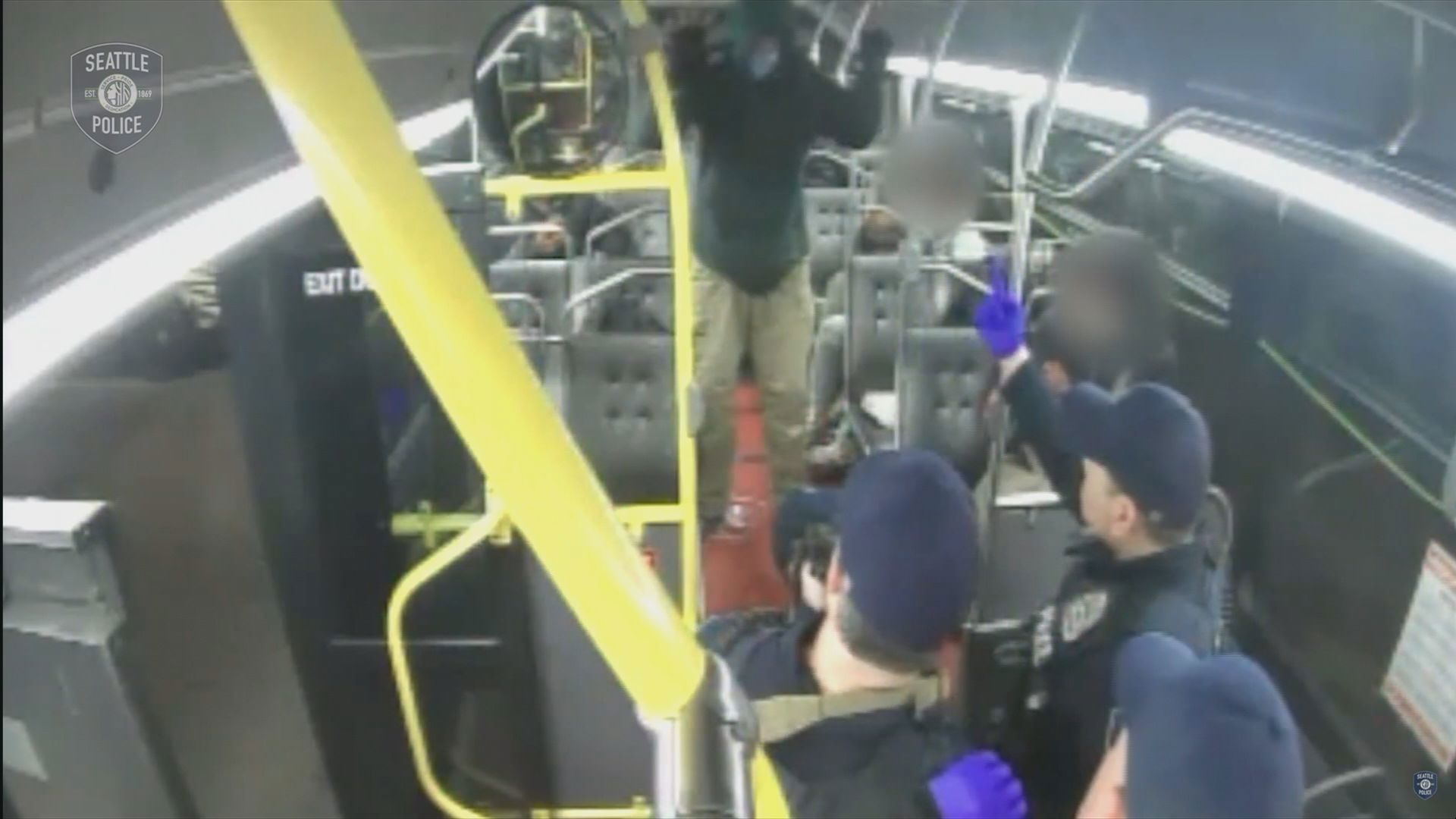 RAW: Police bodycam video shows arrest of Seattle bus stabbing suspect ... RAW: Police bodycam video shows arrest of Seattle bus stabbing suspect ...