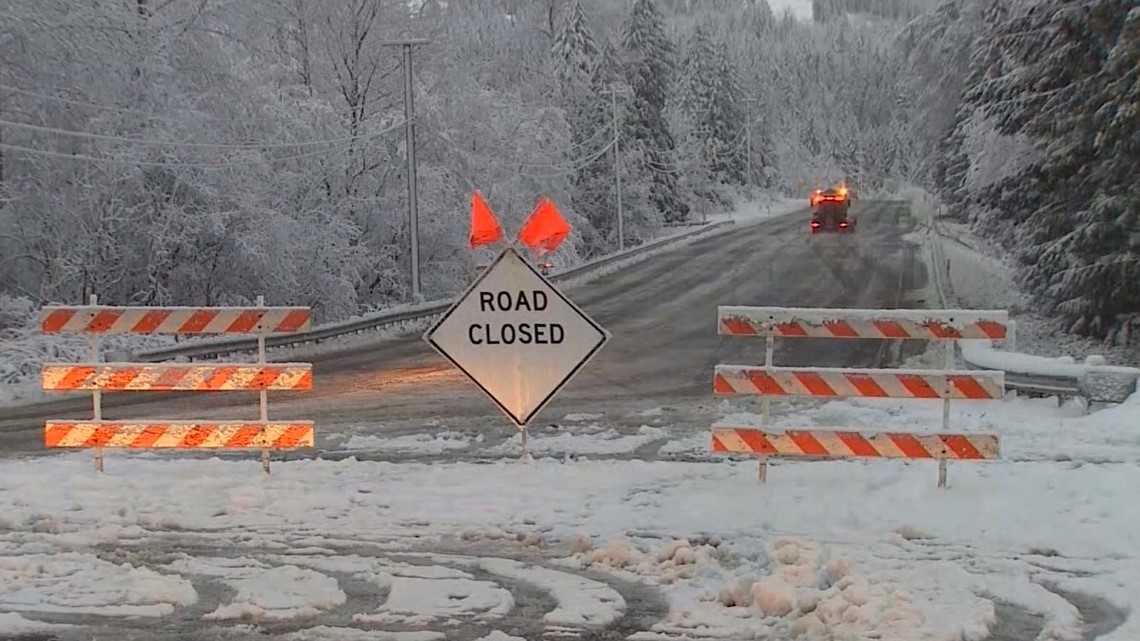 Gov. Inslee, Skykomish mayor defend response to US 2 snowstorm closure ...
