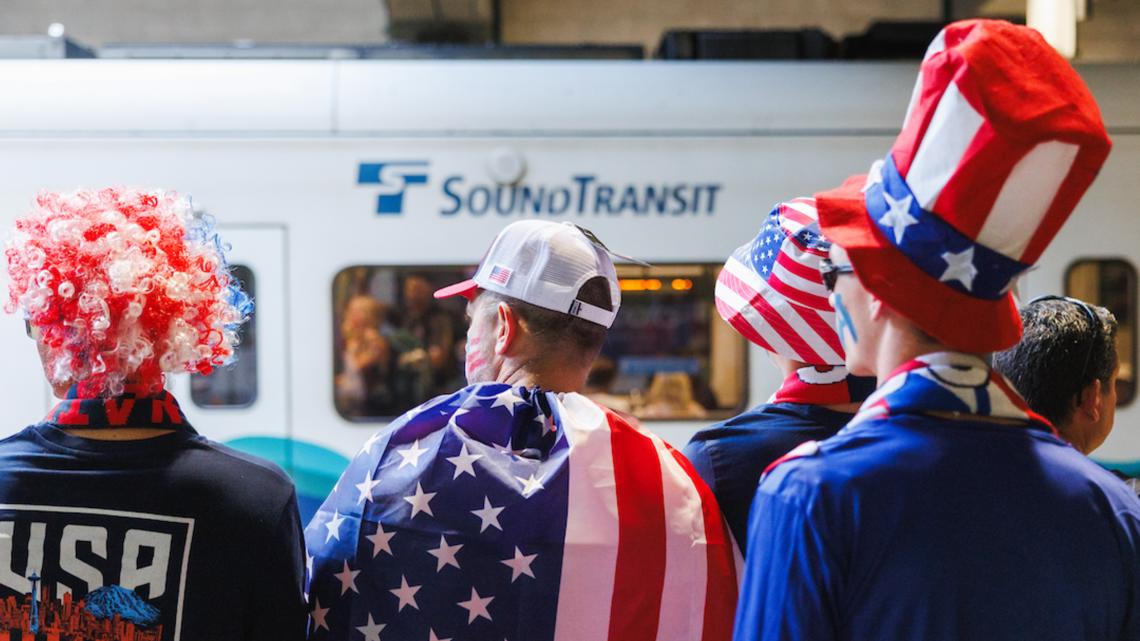 Seattle light rail hits record 280K riders during Friday's World Cup ...