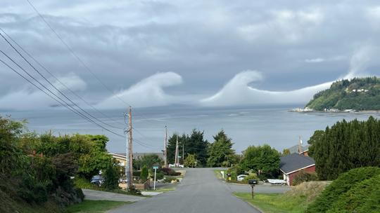 Rare 'wave clouds' seen in Washington | king5.com