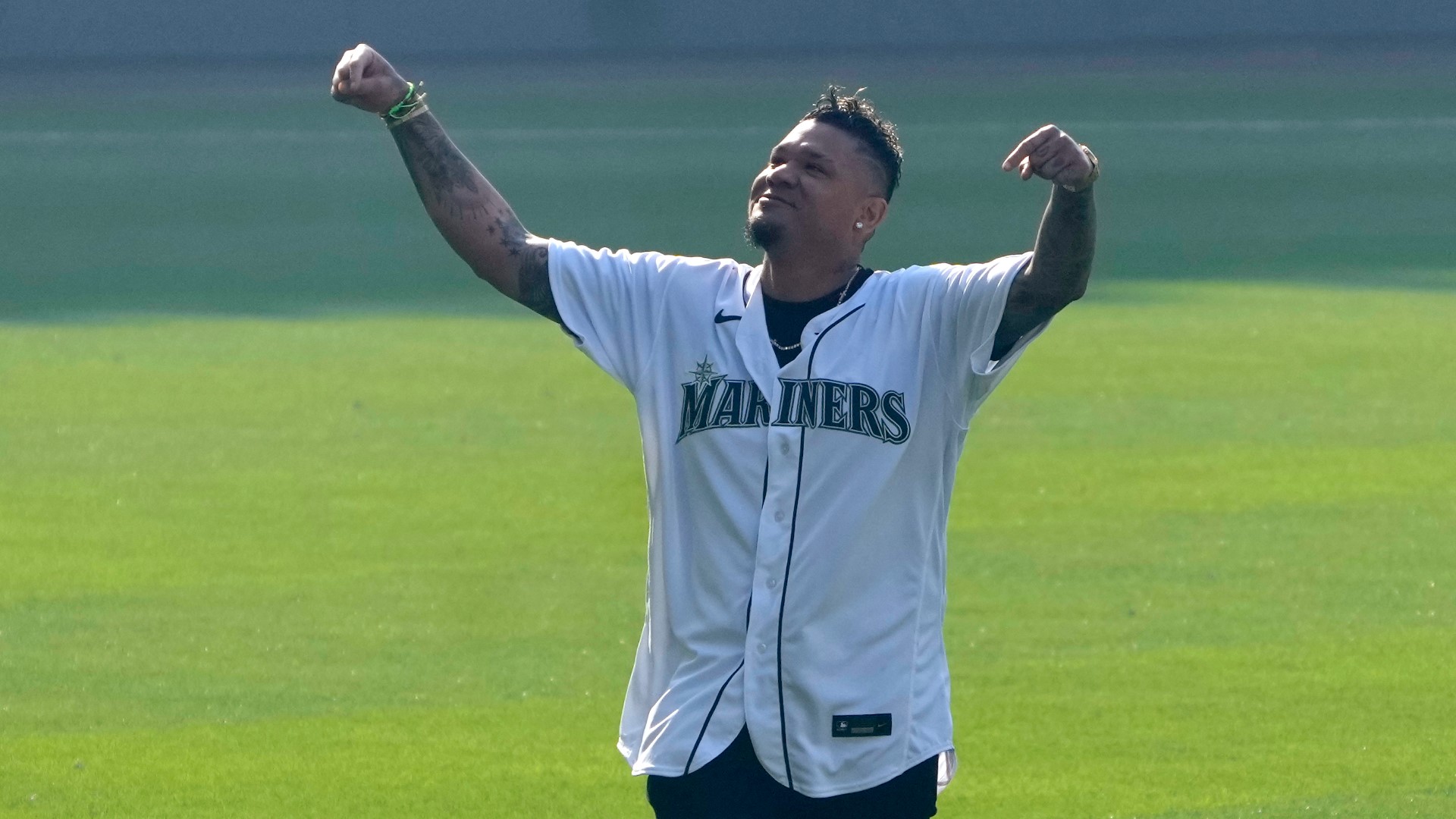 Mariners to induct Félix Hernández into team's Hall of Fame | king5.com