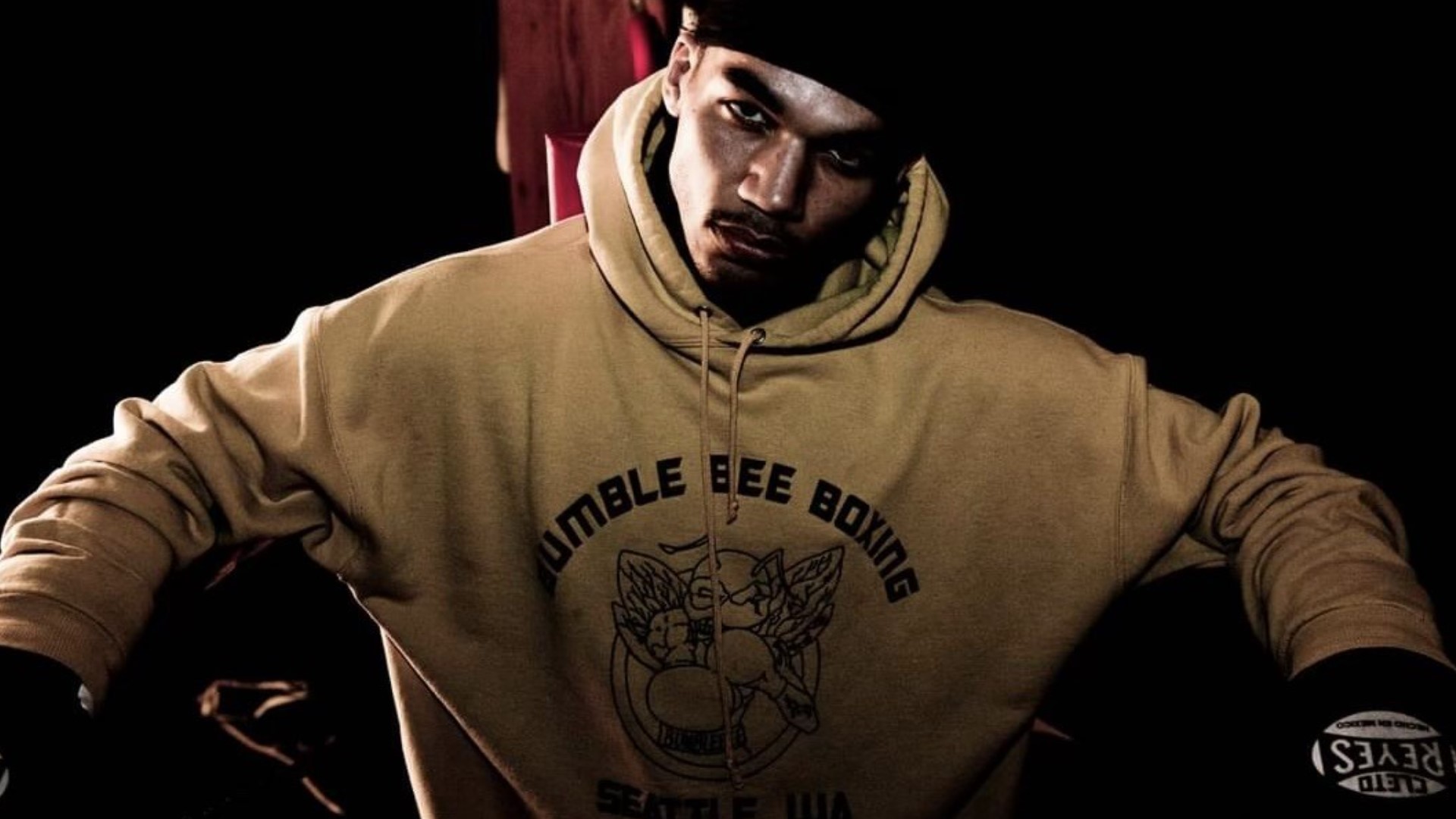 Ballard boxing coach teaching fighters to sting, then soar | king5.com