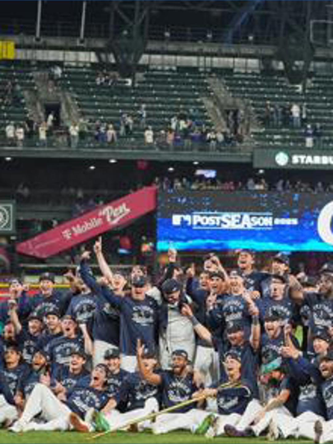All smiles in Seattle: Mariners celebrate postseason clinch | king5.com