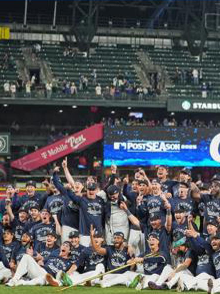 Seattle Mariners clinch playoff berth, eye division title | king5.com