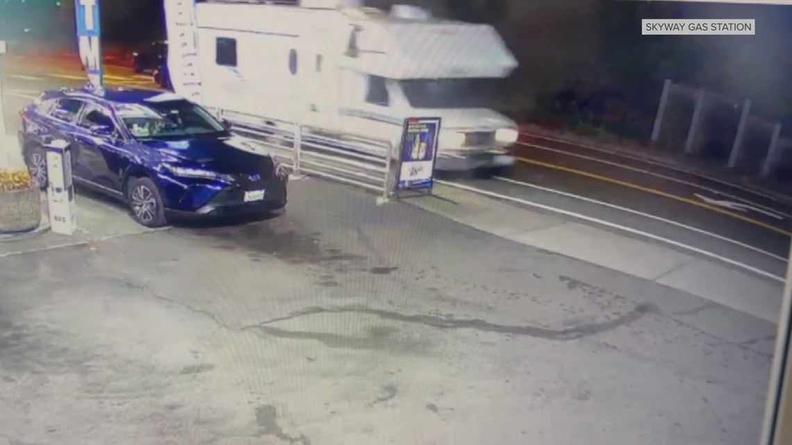 Man faces charges after fatal motorhome crash in Skyway | king5.com