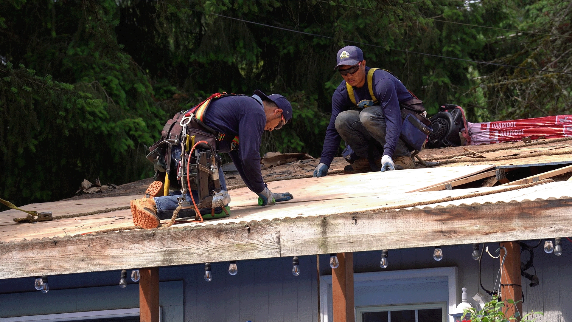 The Halo Project provides Lake Stevens couple with new roof | king5.com