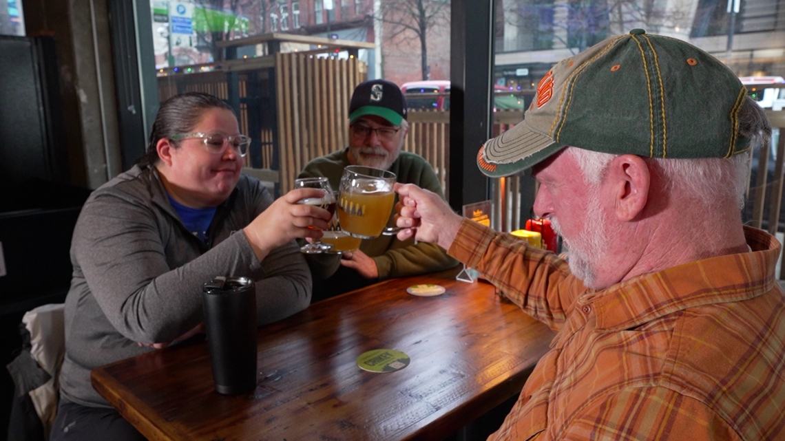 Reuben's Brews debuts nonalcoholic beers for Dry January | king5.com