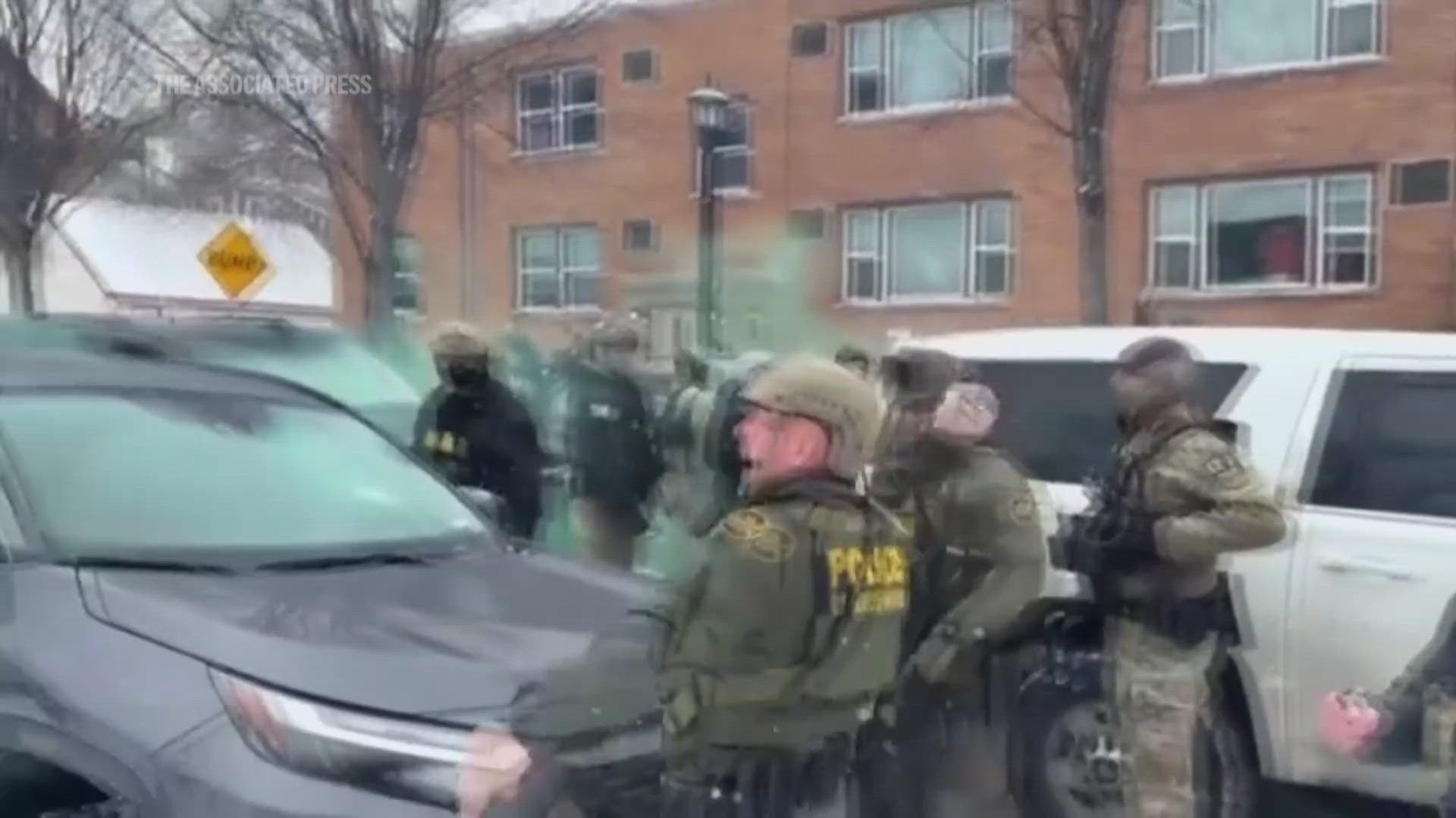 Court pauses order restraining ICE tactics | king5.com